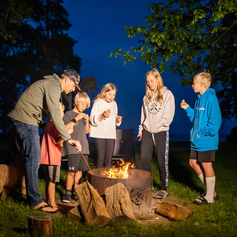 Red Door Resort – Book your next getaway to Mille Lacs Lake Minnesota ...